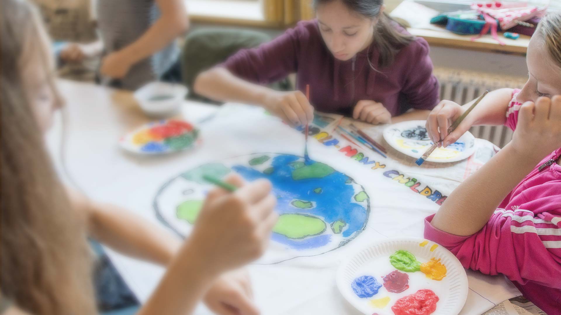 Home – Many Children One World